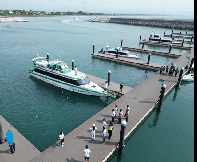 Super Scoot Fast Boat: Sanur - Lembongan - Penida - Gili - Lombok Route ...